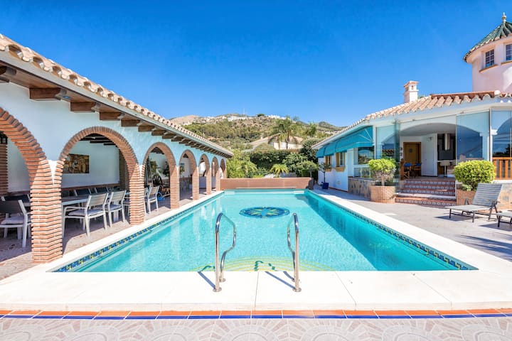Casa Dahlgården - Piscina , Jacuzzi Y Mucho Más - Fuengirola