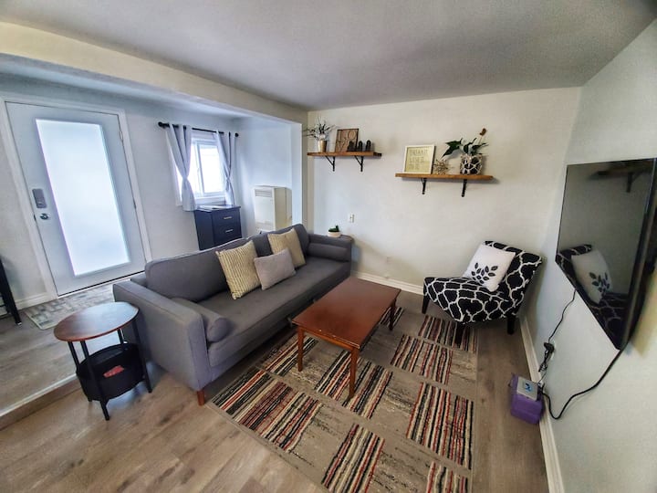 Fully Equipped Deluxe Apt Near Waterfront Downtown - Orillia