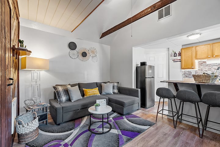 10 Min Walk To Lake W/private Hot Tub & Patio! - Belmont, NH