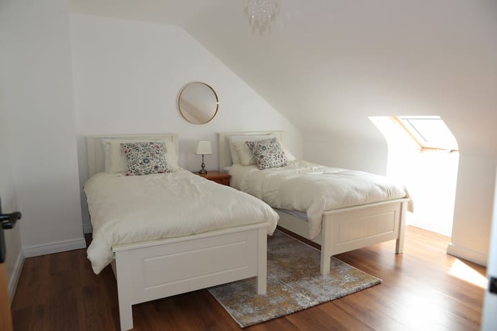 4 Castle Court - Enniskillen