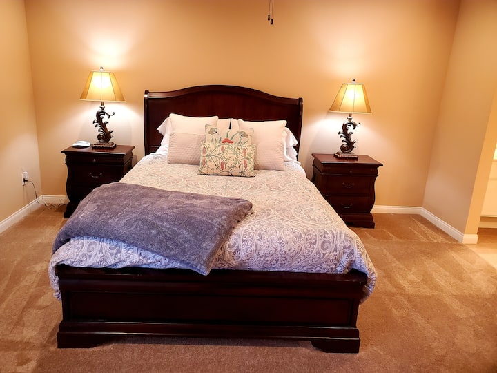Master Suite W Private Bath In Shared Home Quiet - Poway, CA