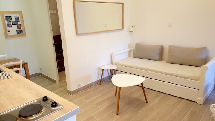 Studio N°4 Dans Gîte Familial Au Calme, Mer à Pied - Antibes