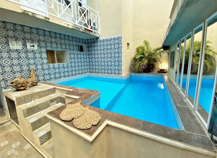 Entire Building W/ 9 Units, Pool - Playa del Carmen