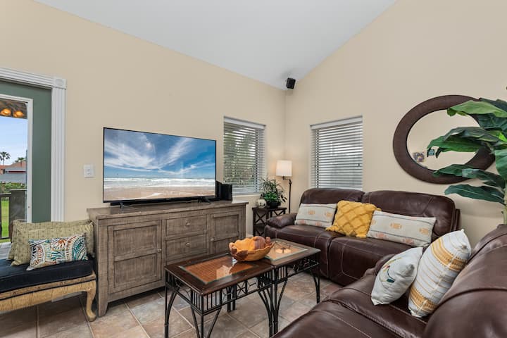 Acapulco Breeze-fenced Yd-dogs Welcome-easy Beach - South Padre Island