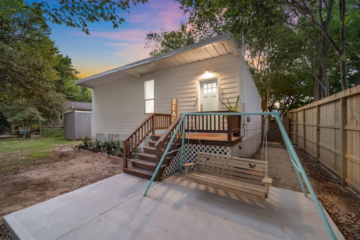 Houston Tiny House Vacation Rentals - Texas, United States | Airbnb