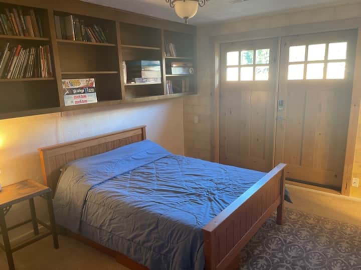 Cute Beaverton 1-bedroom 3.3 Miles From Nike - Beaverton, OR