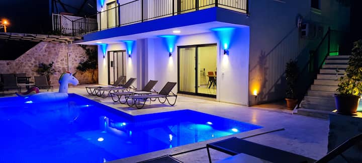 Villa Pak öZel Havuzlu Deniz Ve Doğa Manzaralı - Kalkan