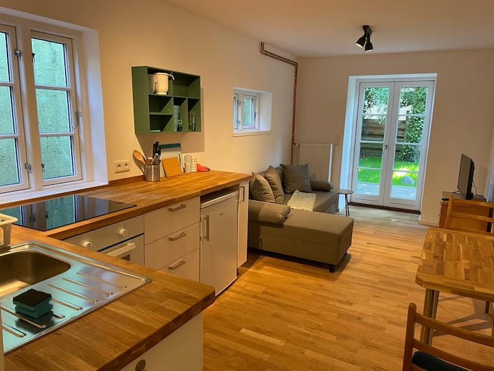 Kleine Erdgeschoßwohnung In Hafennähe - Flensburg