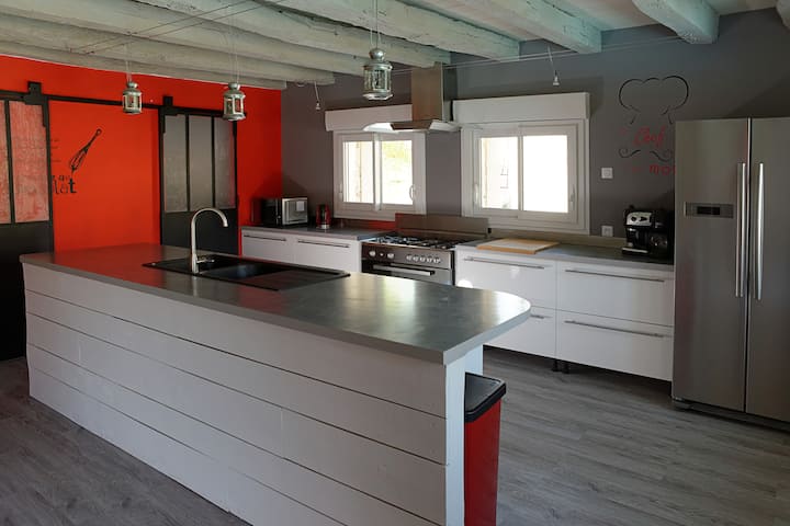 Villa Avec Piscine Au Calme - Saint-Jean-d'Angély