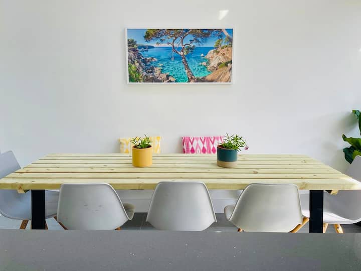 Modern Refurbed Apartment In Central Walthamstow - Londen