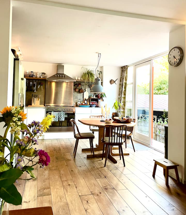 Ruim & Rustig Gezins-appartement Vlakbij Centrum - Amsterdam