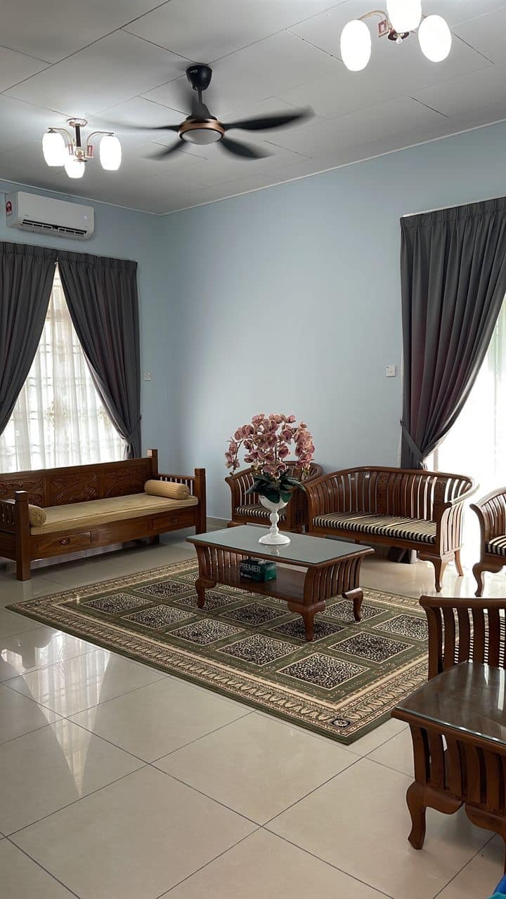 Spacious 4-bedroom House. Perfect For Big Family. - Ayer Keroh