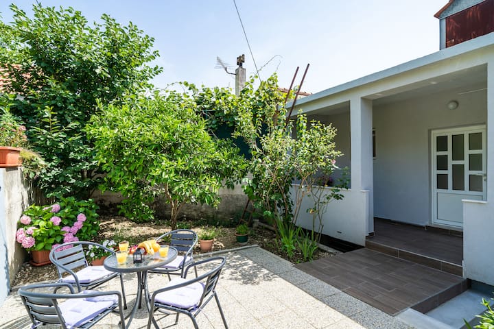 Marija Two Bedroom Apartment - Mlini