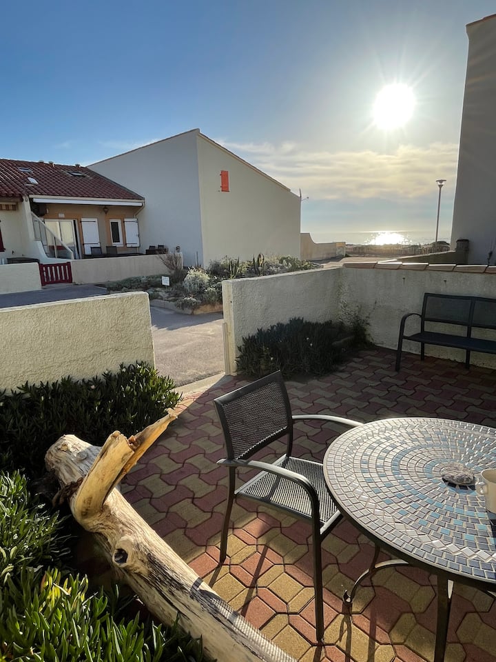 Ferienhaus In Résidence Naturiste Direkt Am Strand - Leucate