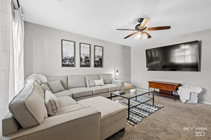 Linwood House Near Downtown Bville & Trails - Bentonville, AR