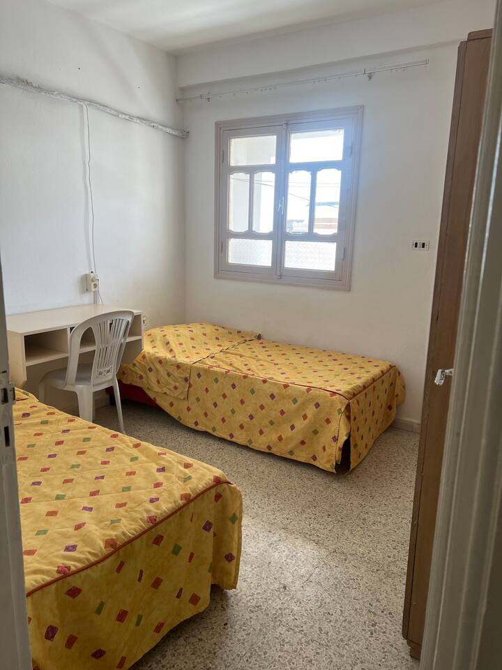 Nice 2 Beds Flat 3rd Floor,clima 10min From Beach - Monastir