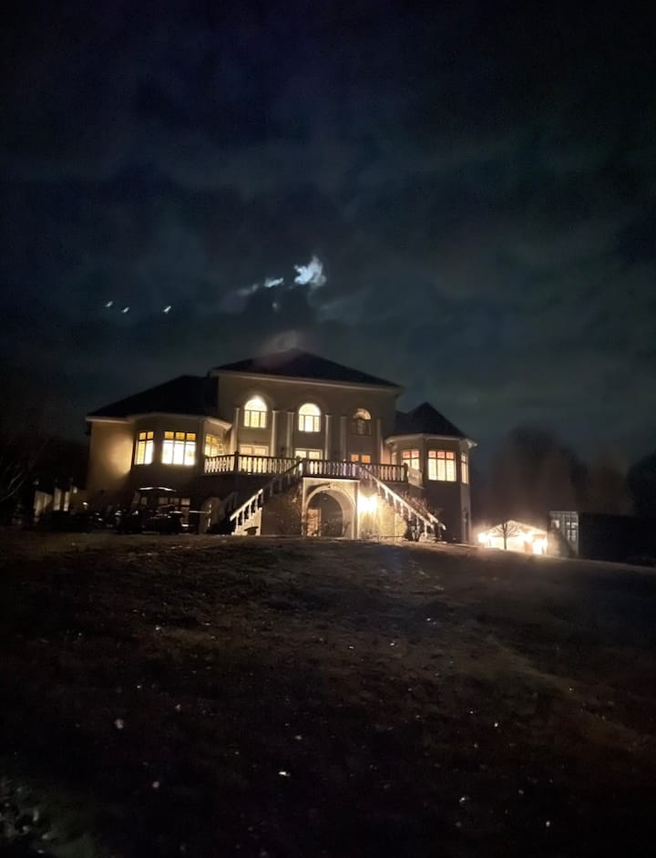 Lakefront Manor - Kenlake State Resort Park, Hardin