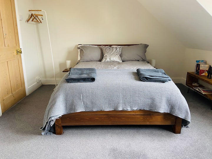 Lovely En-suite Double Room, 250m Beach - Broadstairs