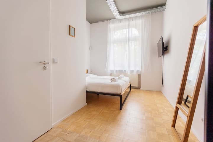 Green Residence Loft - Doppelzimmer - Offenbach am Main
