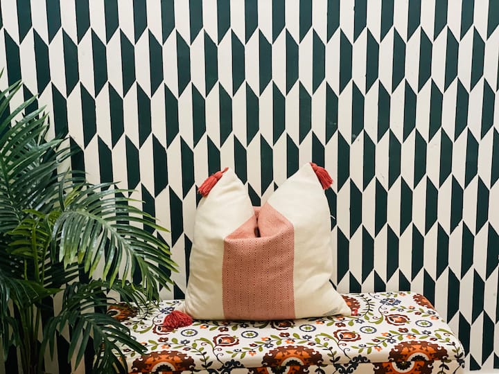 🌟Corner Apt - Downtown Highrise With City Views!🌟 - Memphis, TN