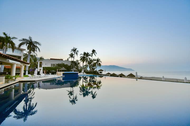 Lujoso Ph En Ixtapa Con Jacuzzi Y Vista Al Mar - Ixtapa Zihuatanejo