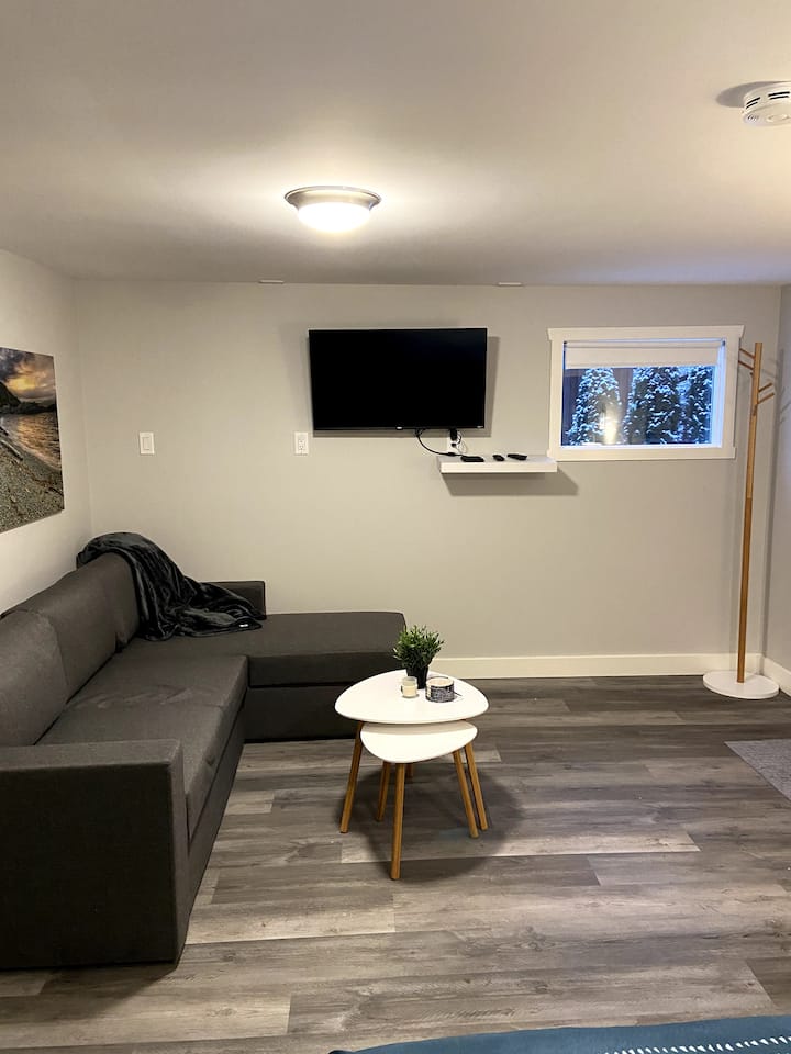 Round House Lake Suite - Vancouver Island