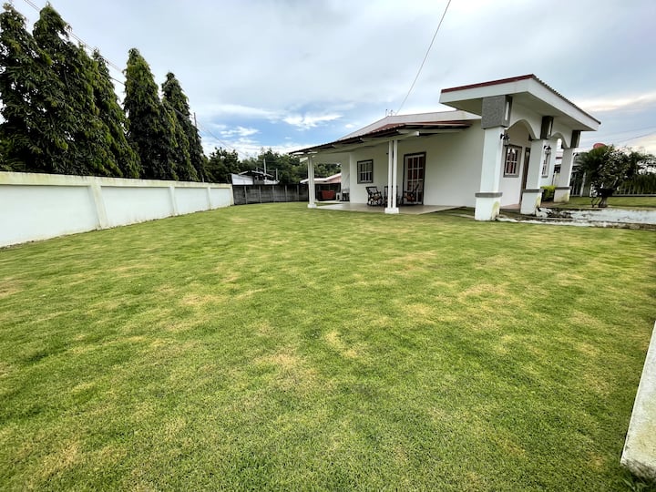 Casa En Residencial Versalles, Km 13 Ct A Masaya. - Managua