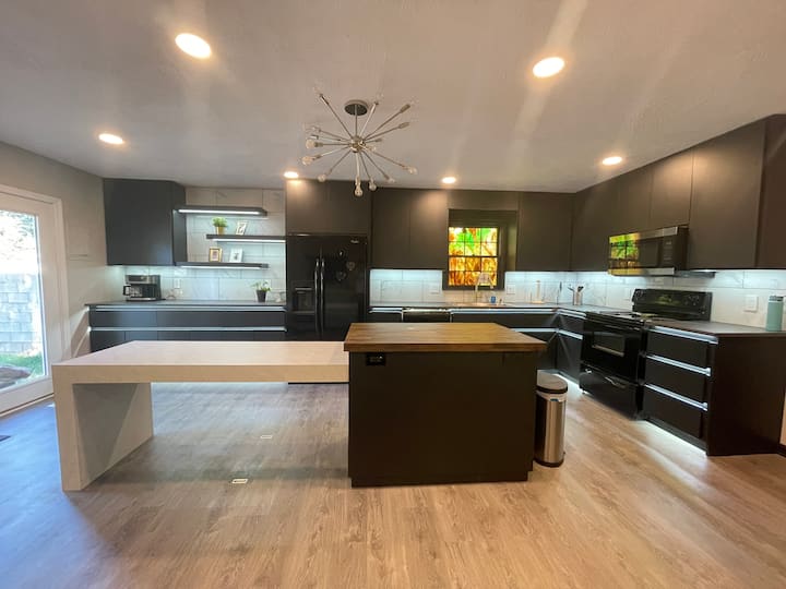 Modern Family House - Springfield, MO