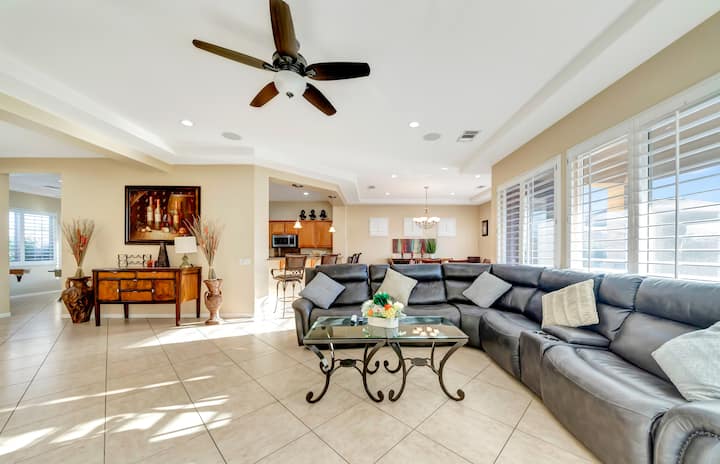 Cheerful 5 Bedroom With Pool - Indio, CA