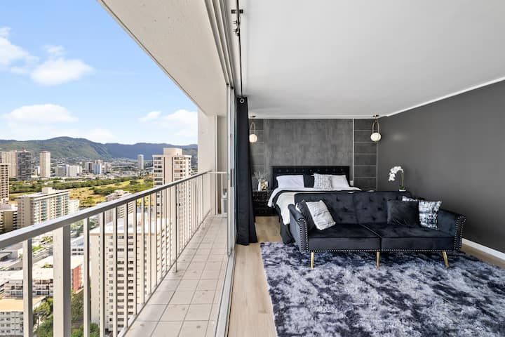 Classy High Rise *King-bed* Studio Near Waikiki - Kailua, HI