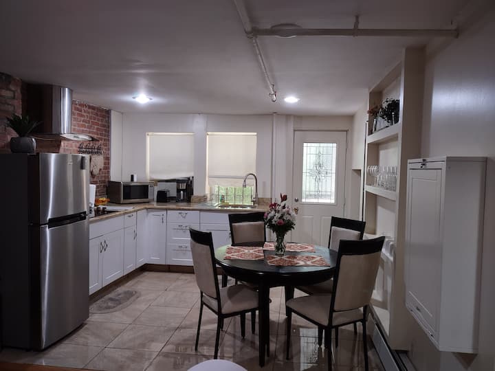 Lovely Garden Unit With Patio - Nowy Jork, NY