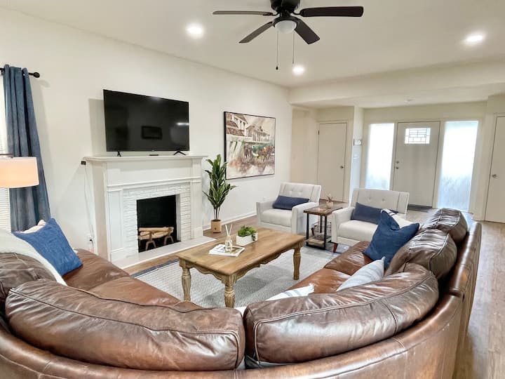 Authentic Mid Century / Fully Remodeled Like New! - Hot Springs, AR