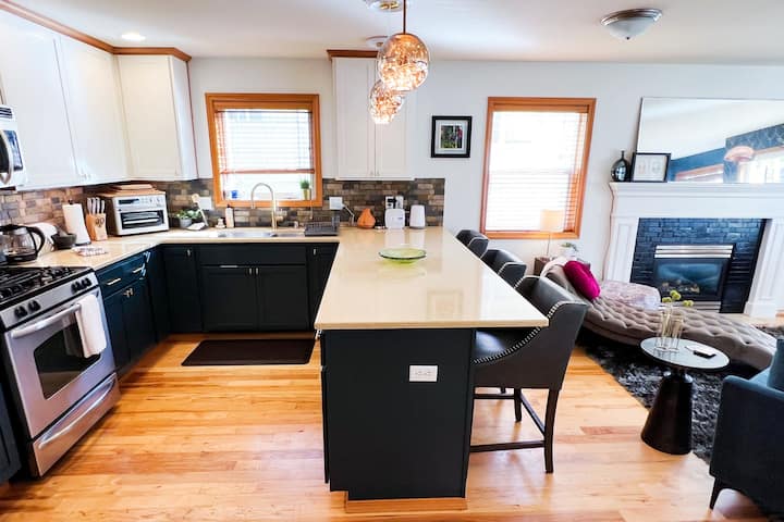 Luxury 2 Bed In The Heart Of Wallingford - Lake Union - Seattle