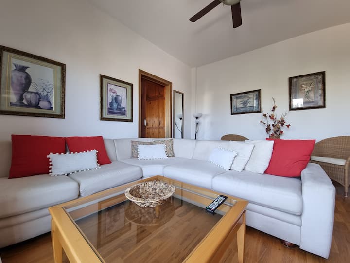 Artemis Budget Apartment In The Tourist Zone - Paphos