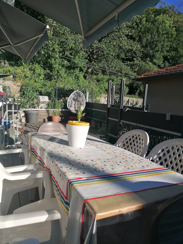 T2 Plein-pied Avec Terrasse, Jardin Au 1er, Calme - Le Cheylard