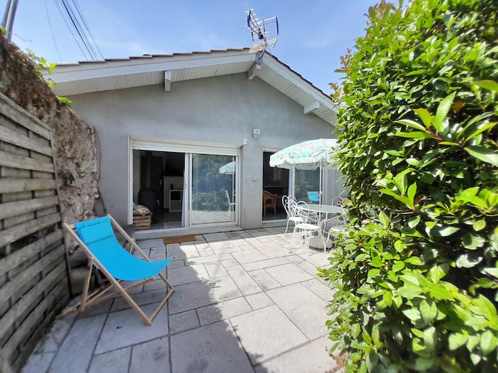 Charmante Dépendance De 29m2 Avec Terrasse - Bayonne