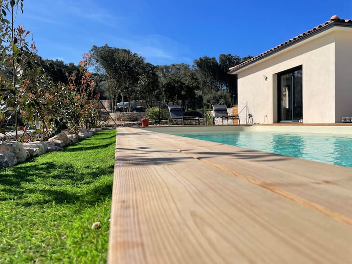 Maison Chaleureuse 7pers, Piscine - Sant'amanza - Bonifacio