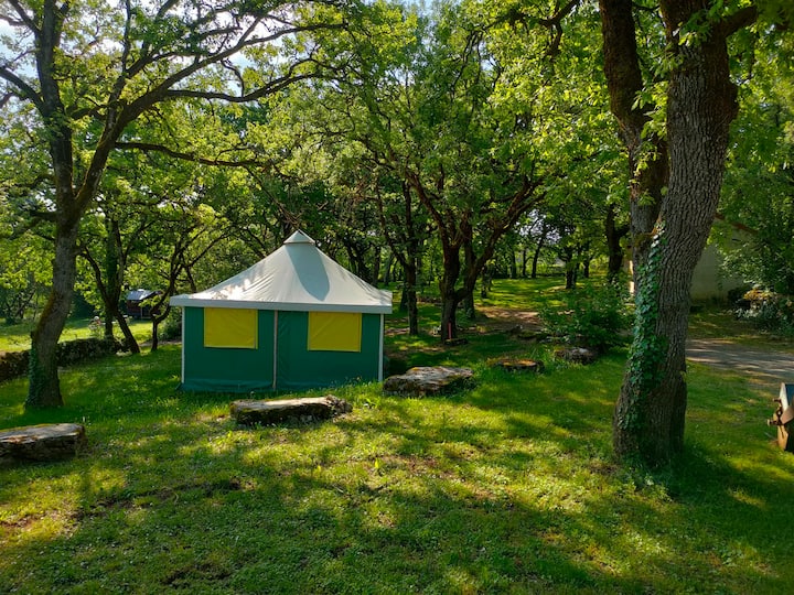 Bungalow Toilé De 2à6 Personnes Au Cœur Du Quercy - Saint-Cirq-Lapopie