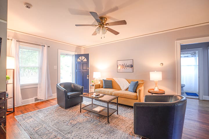 Camel City Cottage - 2 Beds, 1 Bath, Outdoor Space - Winston-Salem, NC