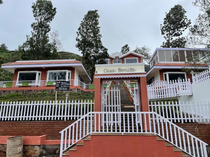 Casa Bonita – Flora | Cozy Retreat In Nature - Ooty