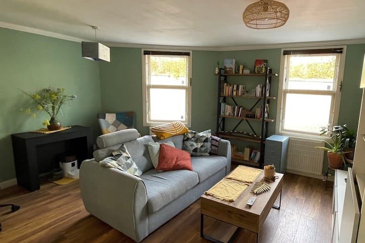 1-bedroom Nest Near Edinburgh Old Town! - Edinburgh