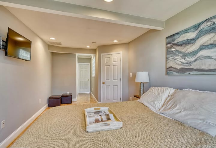 Newly Renovated Baltimore Home In Perfect Location - Baltimore, MD