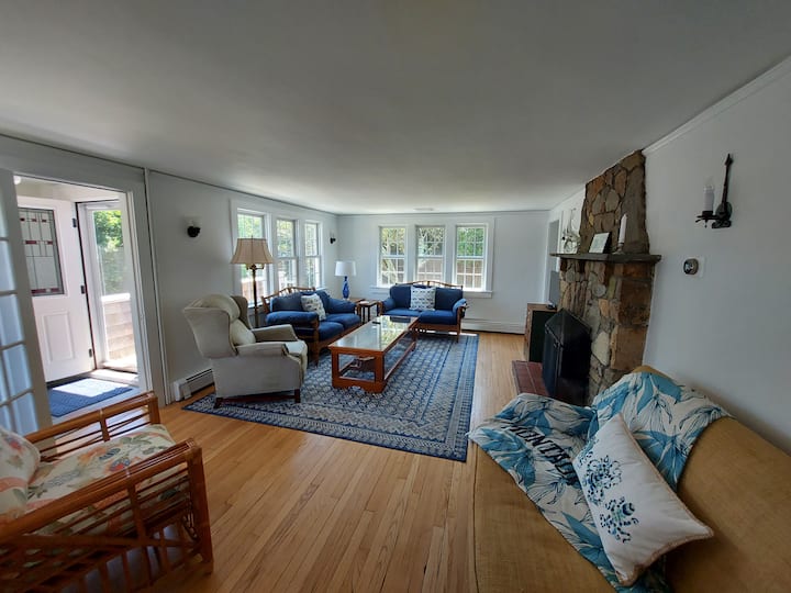 Two Rooms In A Three-bedroom. Not Entire House - Montauk, NY