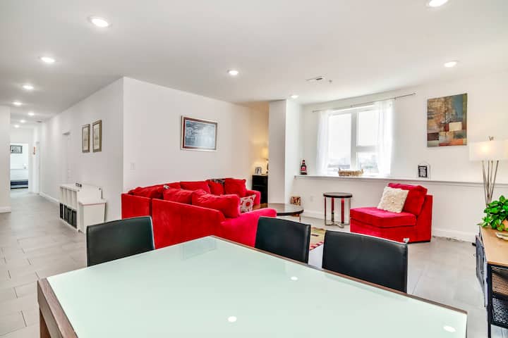 Bright/spacious-condo Near The Met/center City - Philadelphia, PA