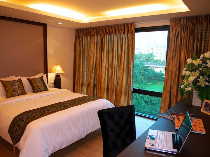 1 Br 54 Sqm (4d) - Bangkok