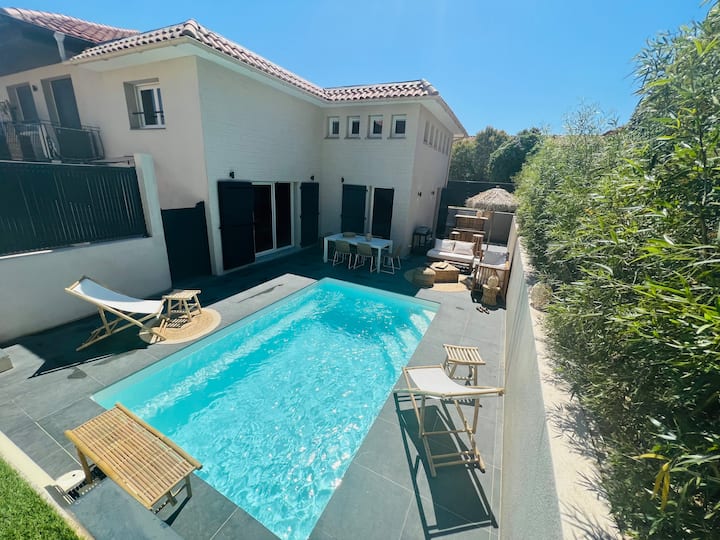 Jolie Villa Avec Piscine - Sanary-sur-Mer