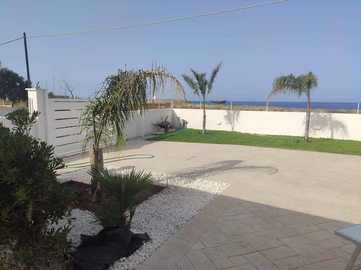 Marsa House , Villa Frontemare , Veranda Patio - Marzamemi