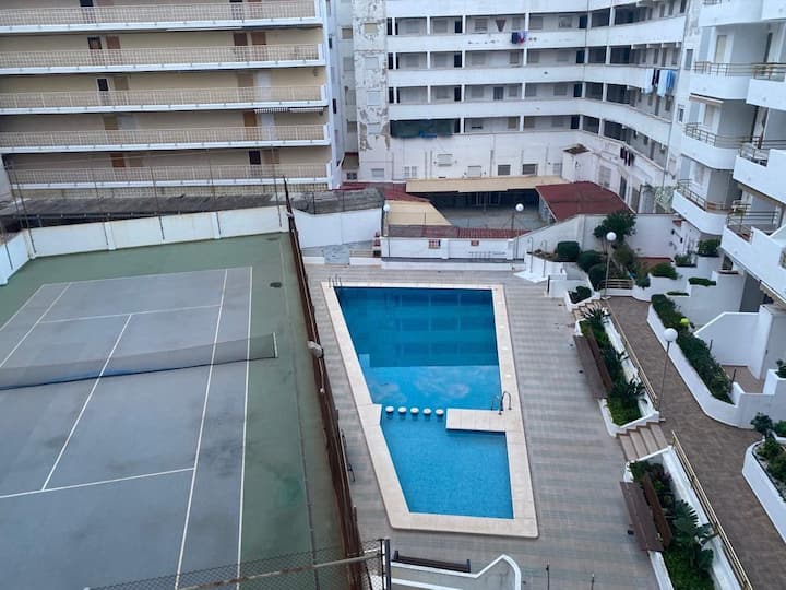 Apartamento 1a Línea De Playa Con Garaje Y Piscina - El Perellonet