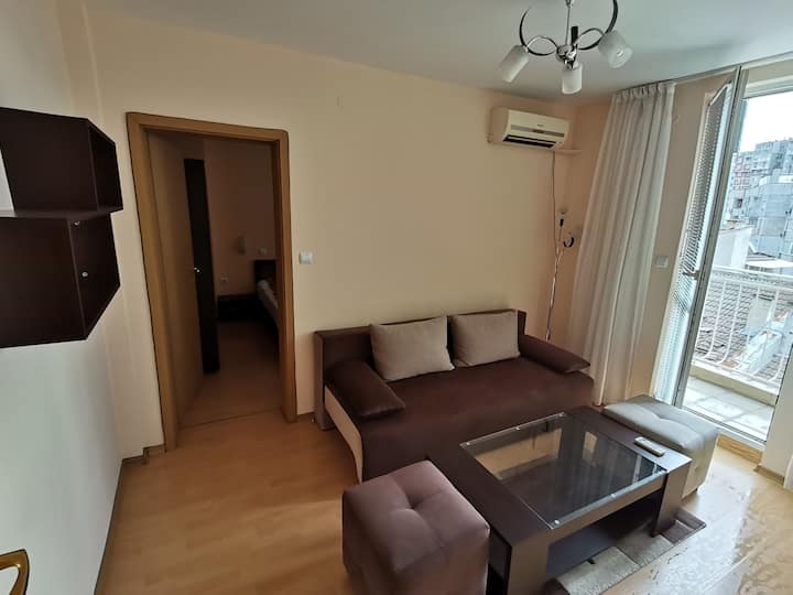 Cozy 1-bdr Appartment In The Centre. Free Parking. - Varna
