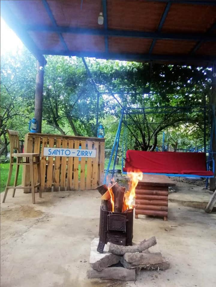 Santo Zirry: Cozy House, Private Garden And Pool - Libanon